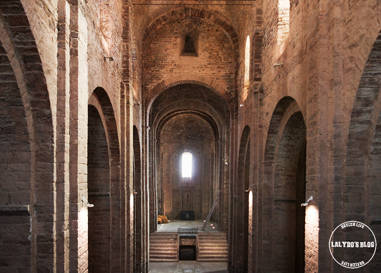 Le Château De Cardona, Forteresse Des Sans Couronne